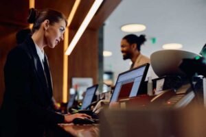 Best Hospitality Payroll Systems for Efficient Staff Management: Top ...